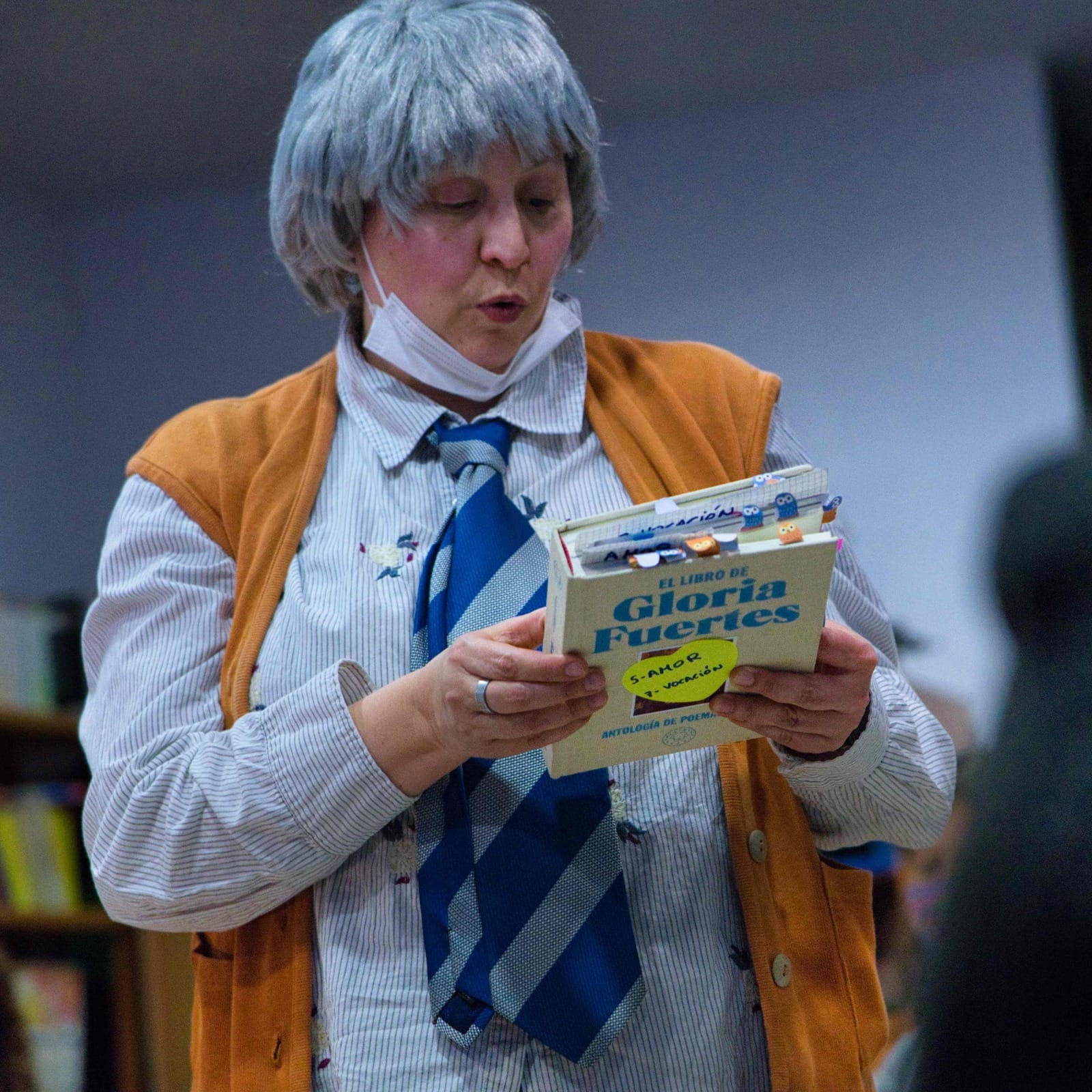 Tarde de Gloria y poesías Fuertes - Encuentro y solidaridad